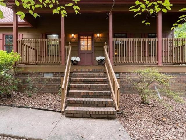 2932 Village Dr, Marietta, GA 30062