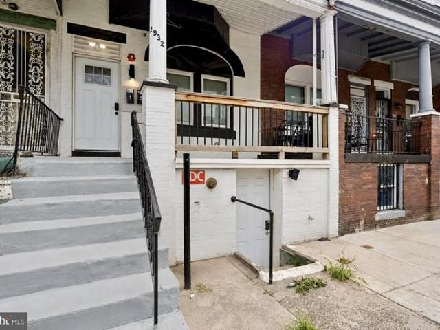 2932 W Oxford St, Philadelphia, PA 19121