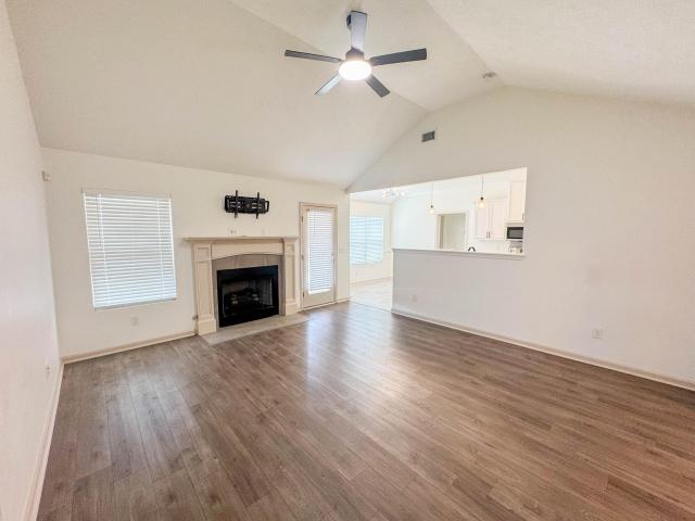 2933 Easton Drive