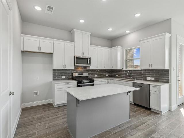 2933 Galveston St, Plano, TX 75075 | MLS #21222 | Compass