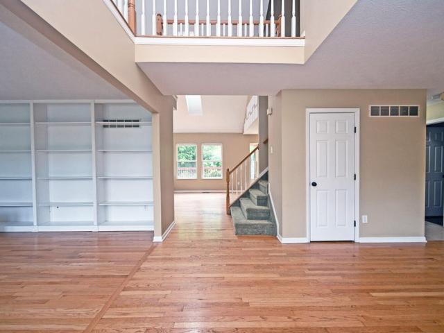 2933 Holly Hill Drive