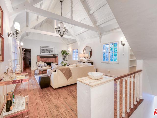 2933 Ledgewood Dr, Los Angeles, CA 90068 | MLS #26674 | Compass