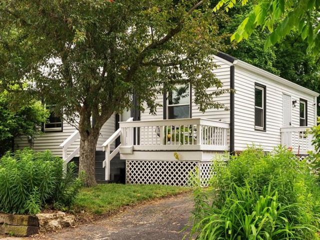2933 Sachs St, Madison, WI 53704