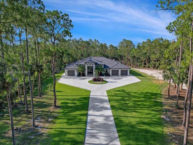 293 22nd Ave NW, Other City In The State Of Florida, FL 34120