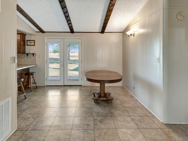 293 County Road 406, Edna, TX 77957 | MLS #76168