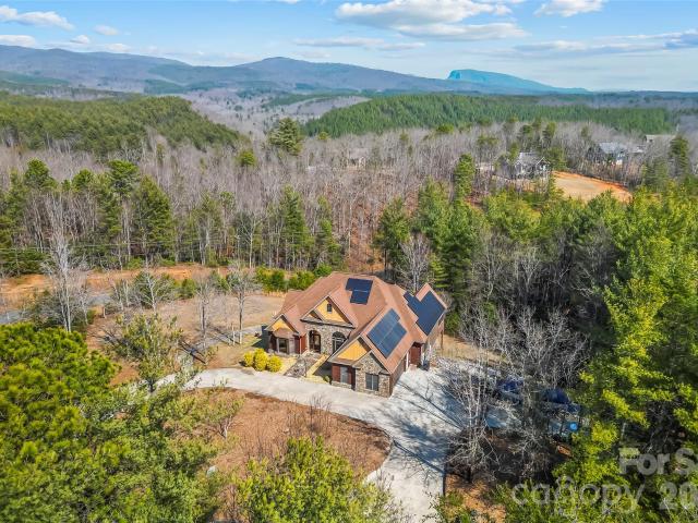 293 Bear Cliff Dr, Nebo, NC 28761 | MLS #4352