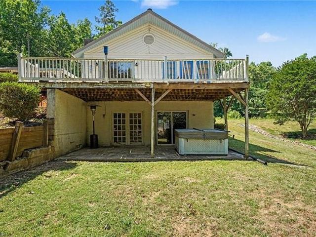 293 Oriole Dr, Lexington, NC 27292