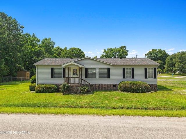 293 Laughing Gull Ct SW, Shallotte, NC 28470