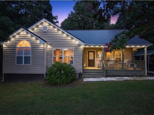 293 Morris Dr, Tracy City, TN 37387