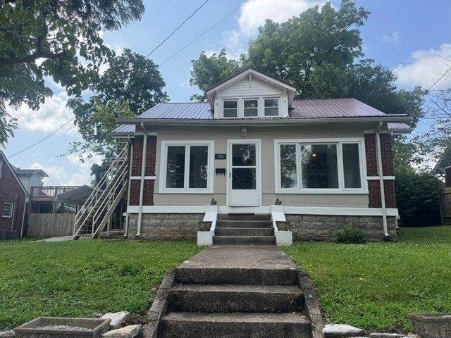 293 W 5th St, Russellville, KY 42276