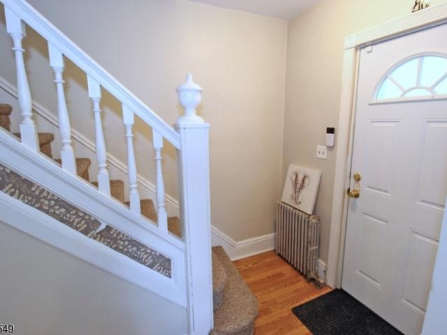 293 Watchung Ave # 2