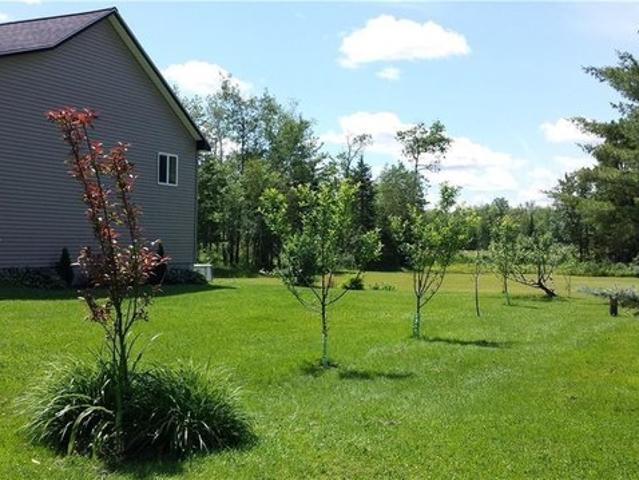 293 Winnecook Rd, Burnham, ME 04922