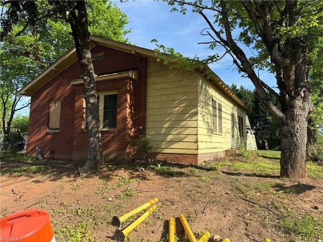 293 Winston Rd, Lexington, NC 27295