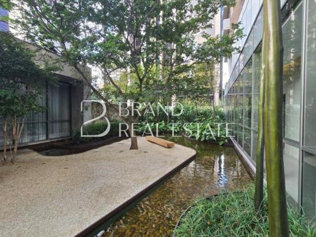 293m², 3 suítes, 5 vagas, melhor localização do Itaim Bibi