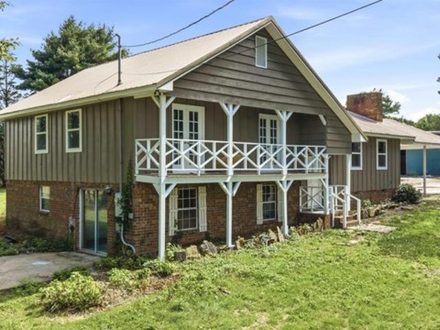 2944 McCurdy Ave N, Rainsville, AL 35986