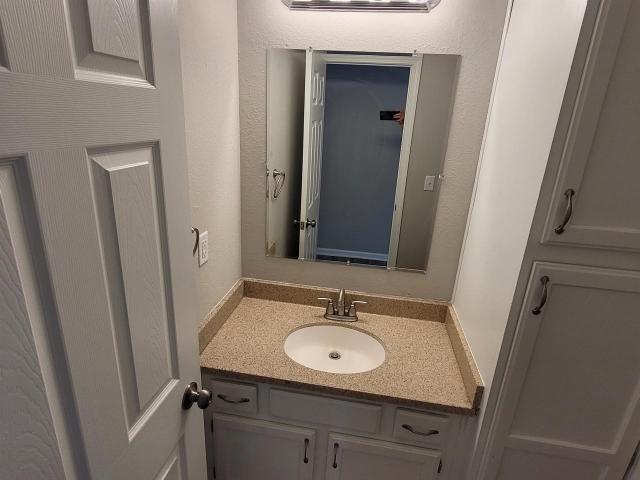 2944 NW Mill Place BSMO 64015 3 Bedroom Apartment for Rent at 2944 Nw Mill Pl, Blue Springs, MO 64015