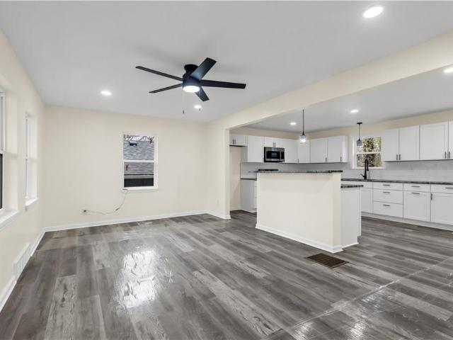 2944 N 60th Street