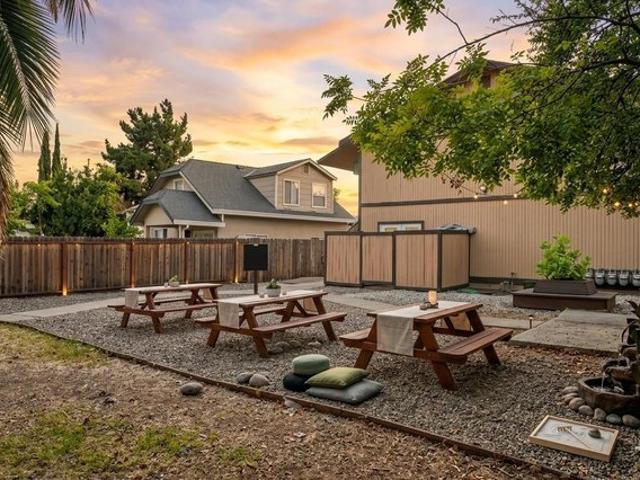 2944 Del Paso Blvd, Sacramento, CA 95815