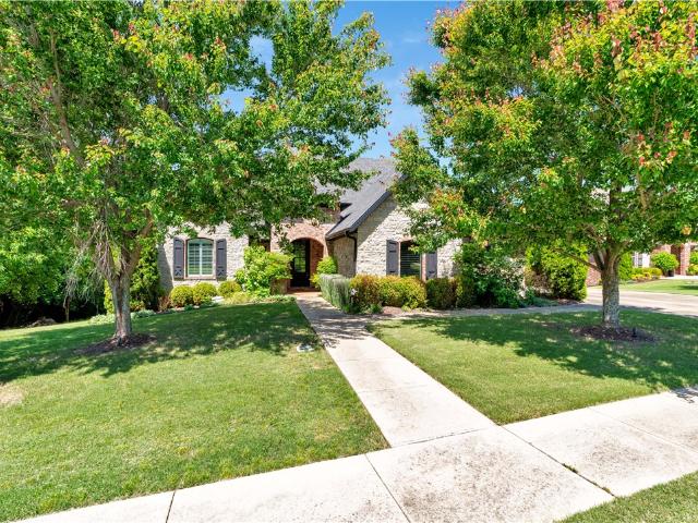 2944 E Pebblestone Drive