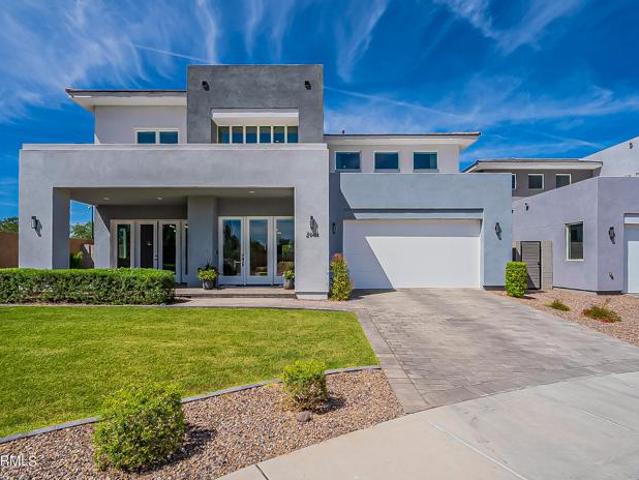 2944 S Sandstone Ct, Gilbert, AZ 85295