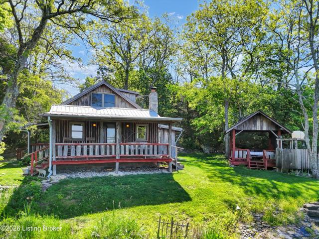 2945 N Greenbrier Rd