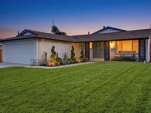 2945 Castleton Dr, San Jose, CA 95148
