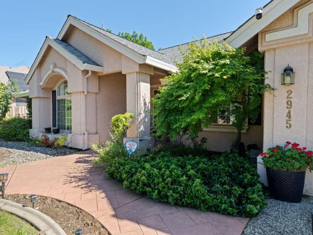 2945 Forest Hills Drive