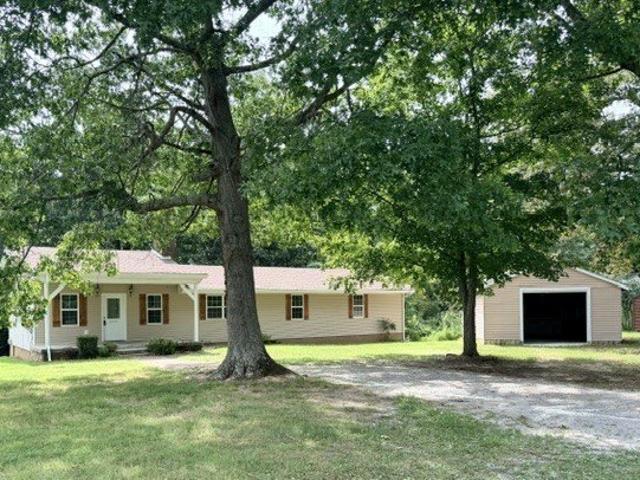 2945 Gospel of Peace Rd, Hopkinsville, KY 42240