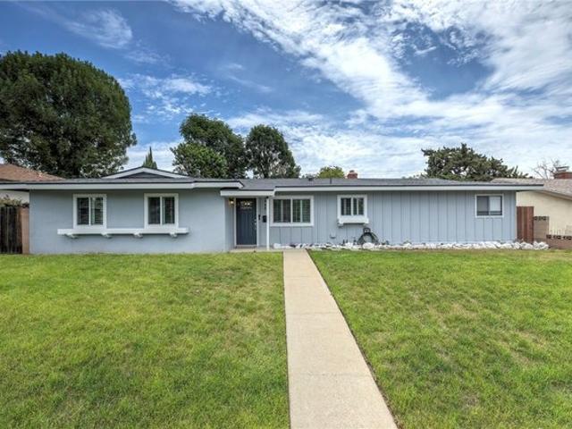2946 Gladstone St, Pomona, CA 91767