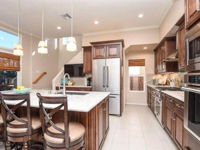 2946 Venezia Lane