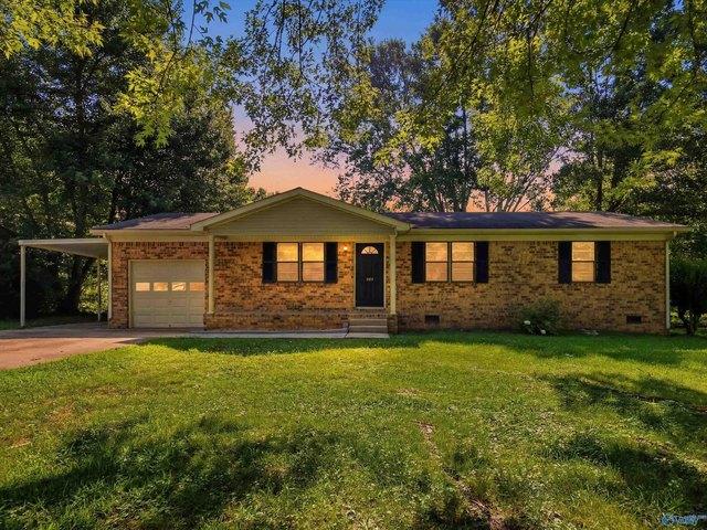 29470 8th Ave E, Ardmore, AL 35739