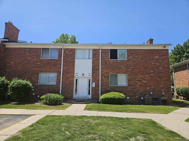 29472 Hoover /D Rd Unit 42, Warren, MI 48093