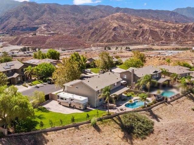 29475 Sequoia Rd, Canyon Country, CA 91387