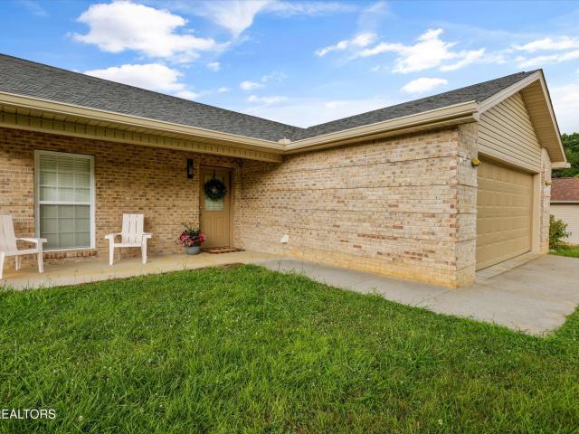 2947 Country Meadows Lane