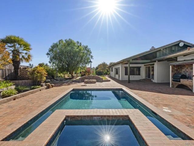 29481 Miller Rd, Valley Center, CA 92082
