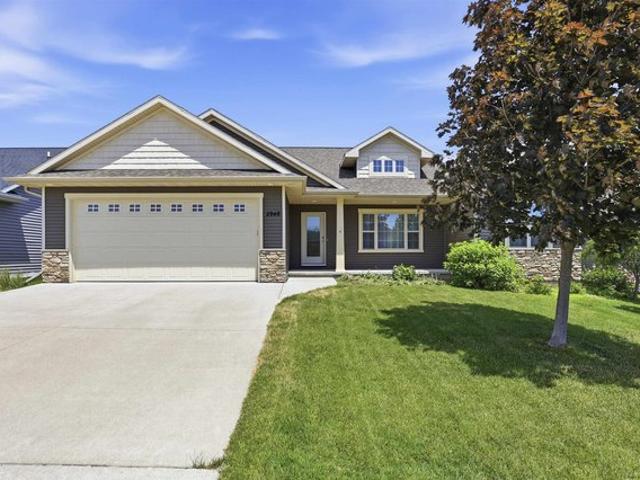 2948 Chrystella Dr, Menasha, WI 54952