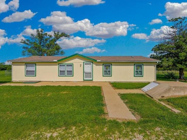 2948 82nd Rd, Udall, KS 67146