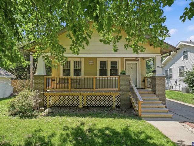 2949 Arlington Ave, Lincoln, NE 68502