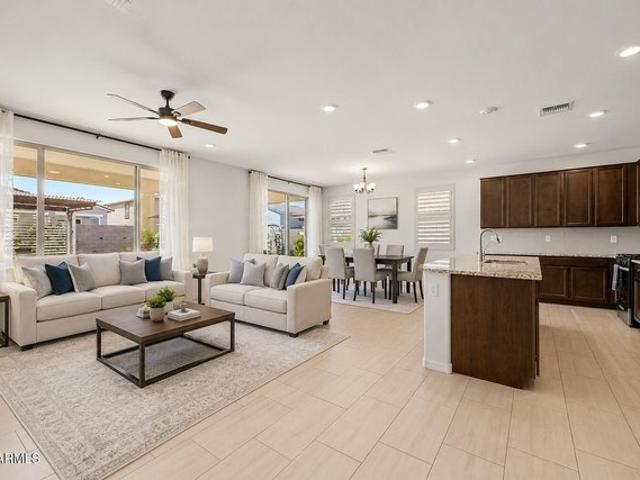 2949 E Cherry Hill Dr, Gilbert, AZ 85298