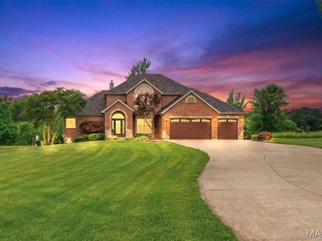 29401 Old Cotton Rd, Foristell, MO 63348