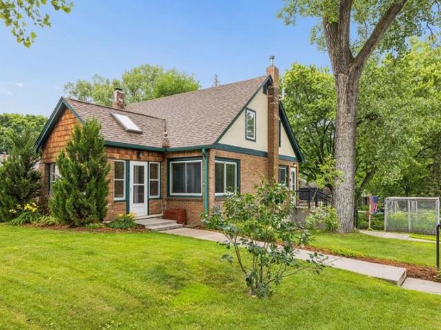2940 Maryland Ave S, Saint Louis Park, MN 55426