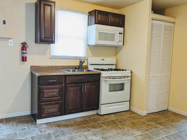 2940 Concord Rd #APT 2, Aston, PA 19014