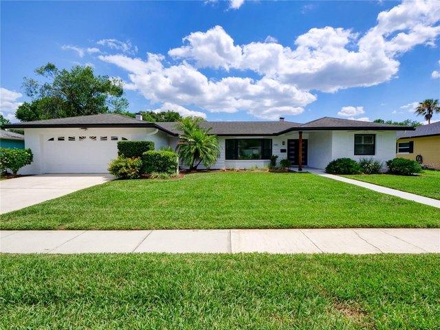 2940 DE Brocy Way, Winter Park, FL 32792