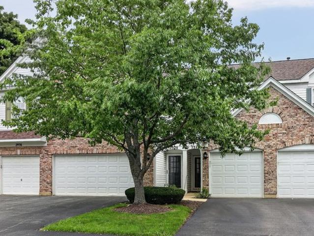 2940 Stonewater Dr, Naperville, IL 60564