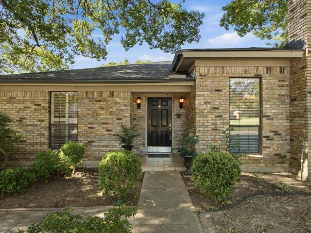 2940 S Creekwood Drive