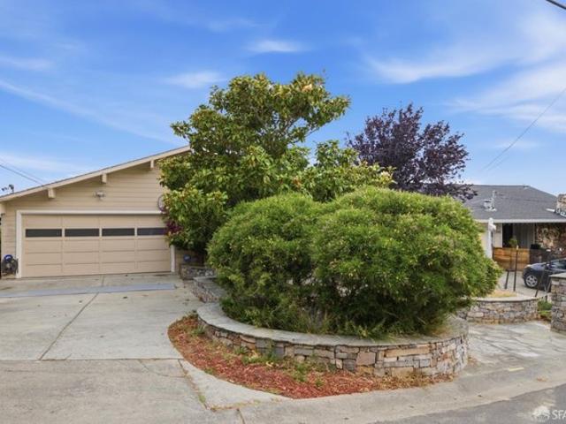 2941 Monte Cresta Dr, Belmont, CA 94002