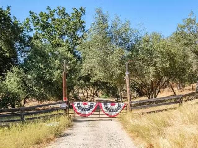 29423 Hidden Hollow Lane, Tollhouse, CA 93667 658620594