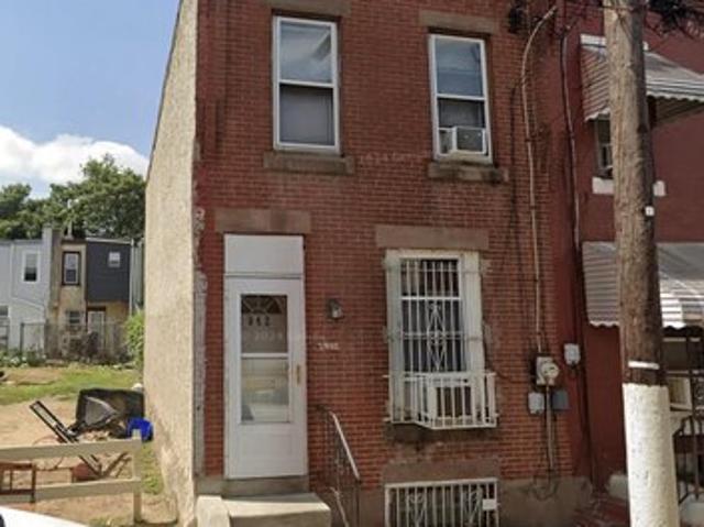 2942 French St, Philadelphia, PA 19121