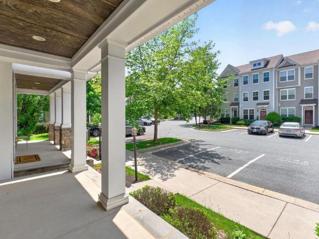 2942 Templehof Ct