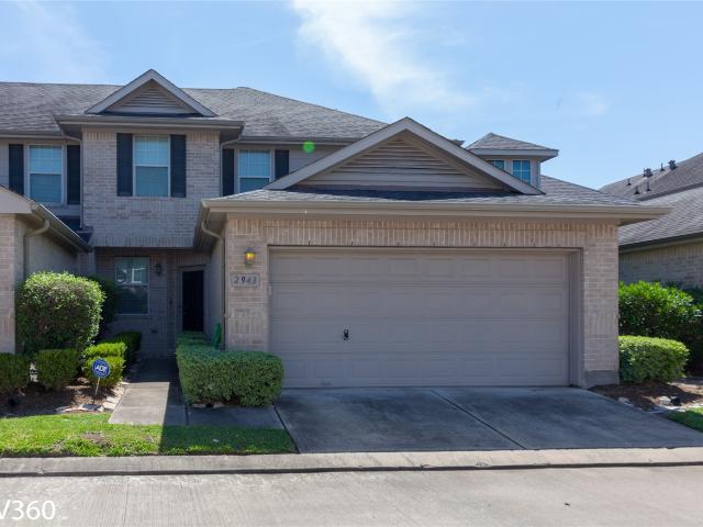 2943 Meadowglen Crest